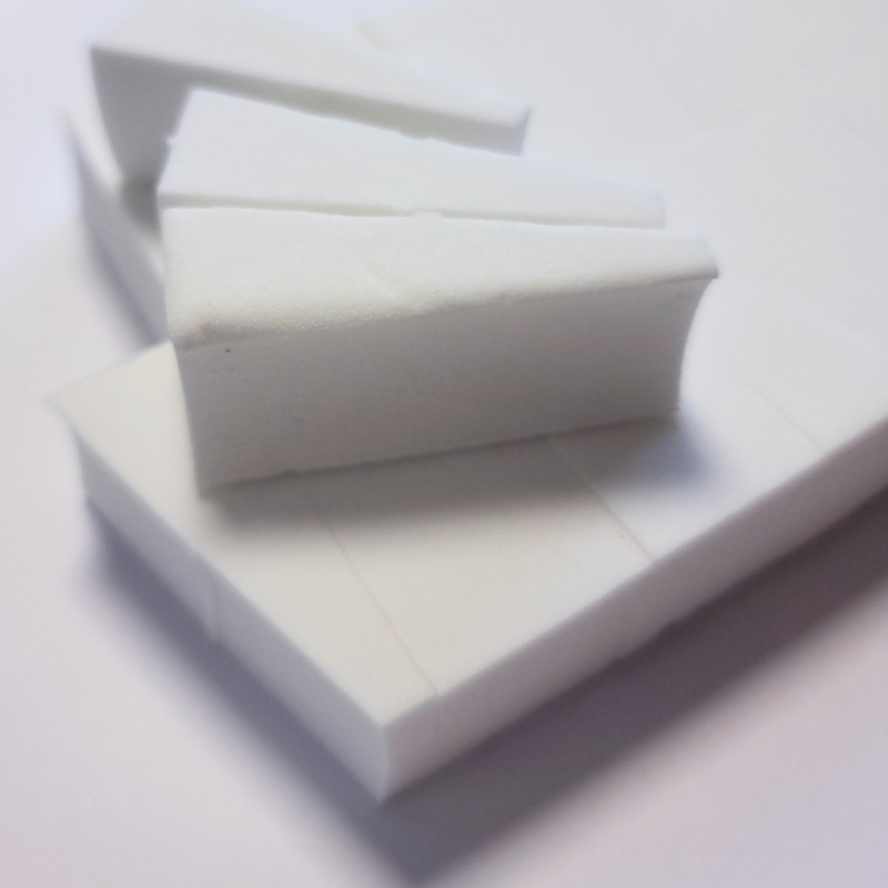 Gradient sponge for nails